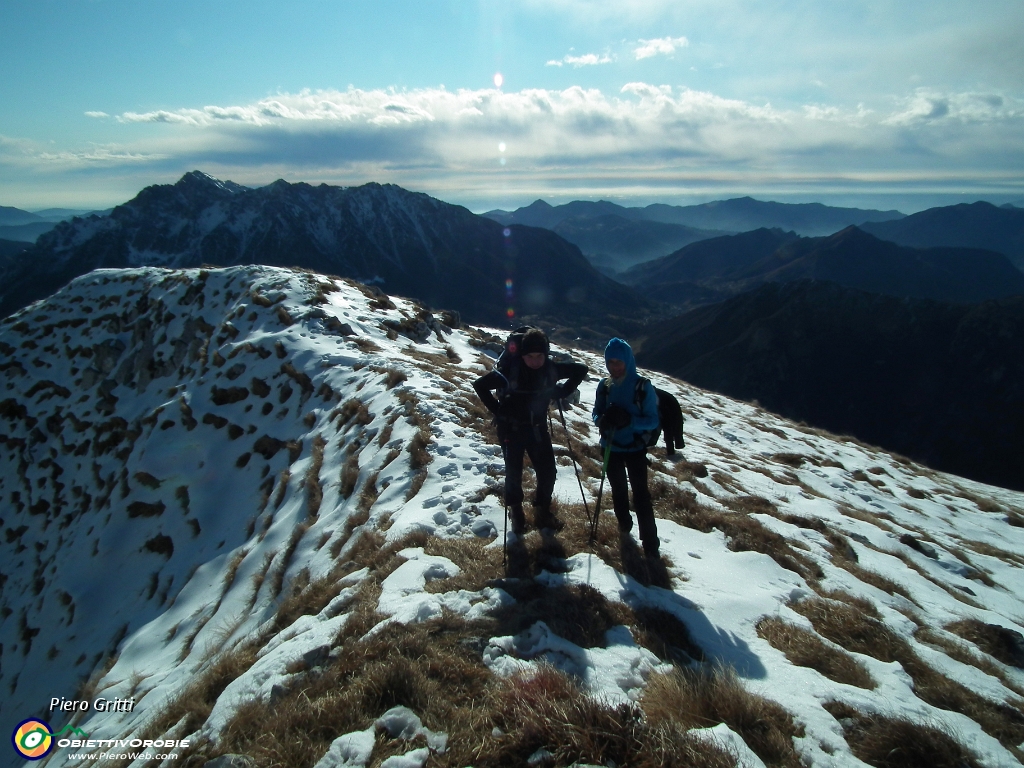 Salita da Zorzone alla CROCE DI ZORZONE (2050 m.) dal Chignol d'Arale ...