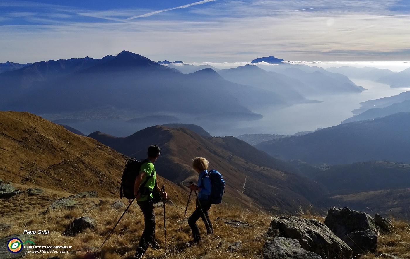 In vetta al panoramico Monte Duria (2264 m) il 22 dic. 2015/03 All'Alpe ...