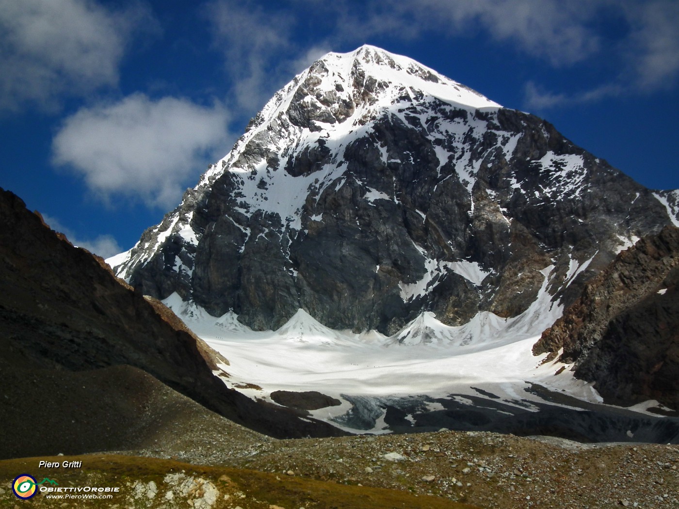 Al Rifugio Quinto Alpini (2877 m) con traversata al Rif. Pizzini dal ...