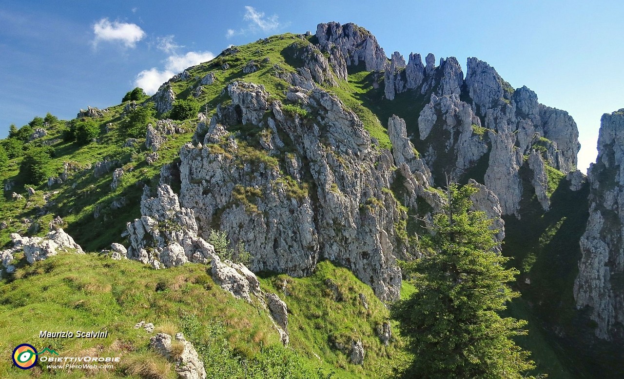 ALBEN, IL BELLISSIMO 525 DELLE CRESTE/19 Aggancio il crinale, davanti a ...