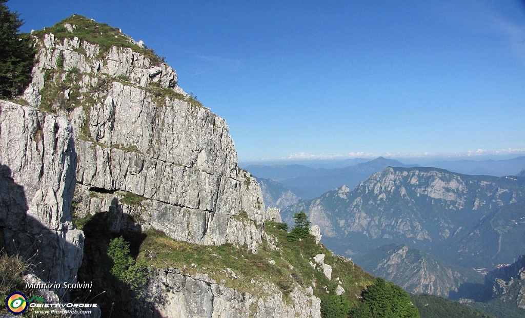 CRESTA NORD DEL RESEGONE - Sentieri 582 e 8/19 Cominciamo col primo ...