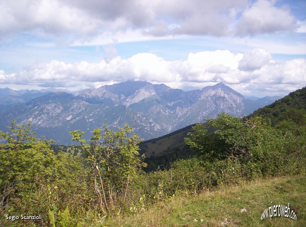 Panoramica escursione sul Monte San Primo – Triangolo Lariano (Domenica ...